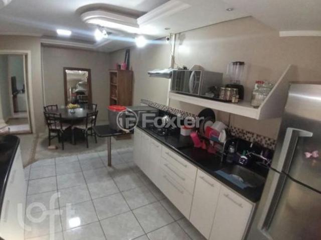 Apartamento, 2 dormitórios, 76 m², em Medianeira