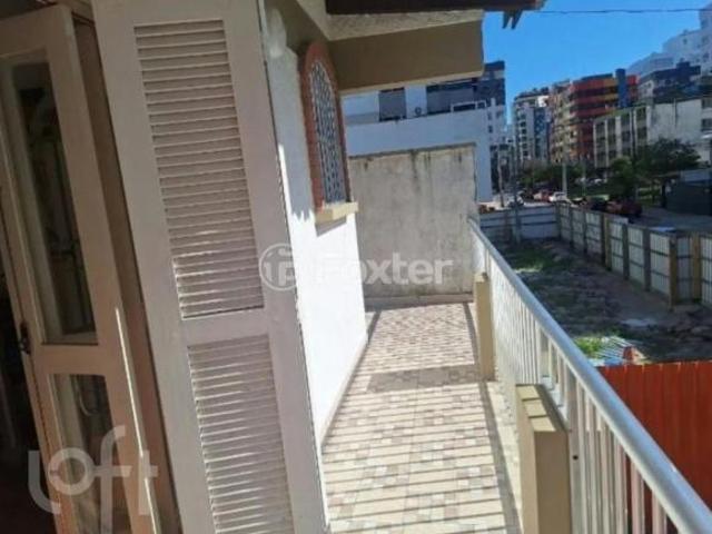 Apartamento, 2 dormitórios, 76 m², em Zona Nova