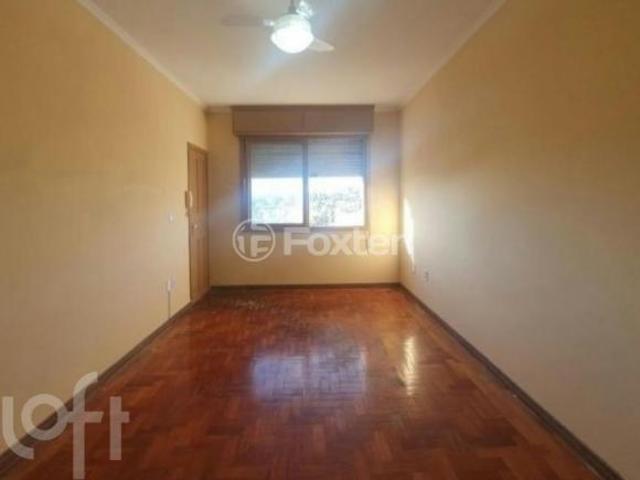 Apartamento, 2 dormitórios, 76.08 m², em Centro