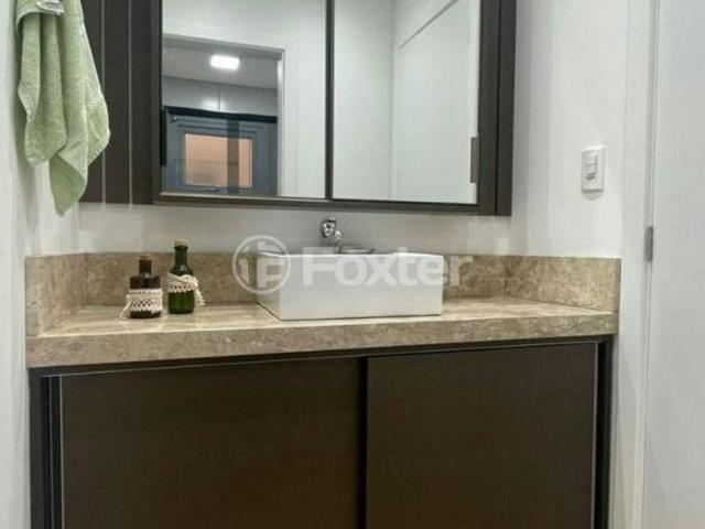 Apartamento, 2 dormitórios, 76.09 m², em São José