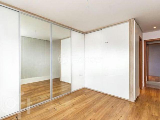 Apartamento, 2 dormitórios, 76.45 m², em Jardim Itu