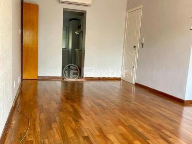 Apartamento, 2 dormitórios, 76.4 m², em Teresópolis