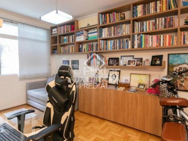 Apartamento, 2 dormitórios, 76.54 m², em Rio Branco