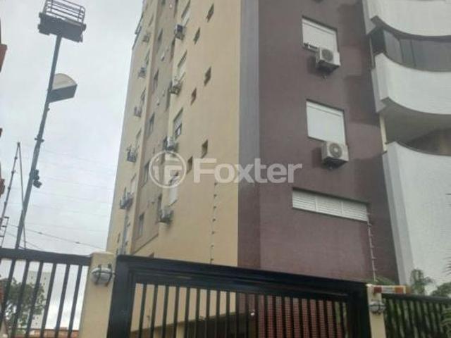 Apartamento, 2 dormitórios, 76.78 m², em Centro