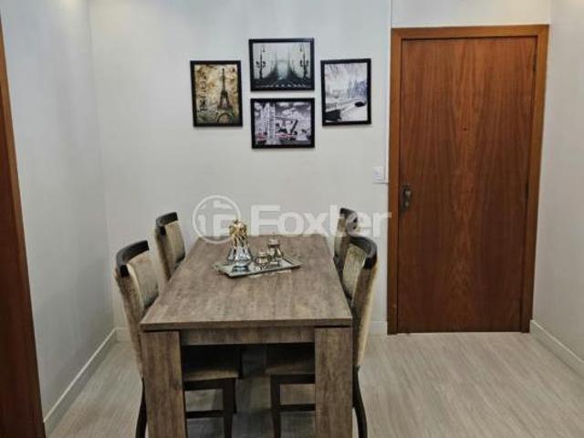 Apartamento, 2 dormitórios, 76.79 m², em Centro Histórico