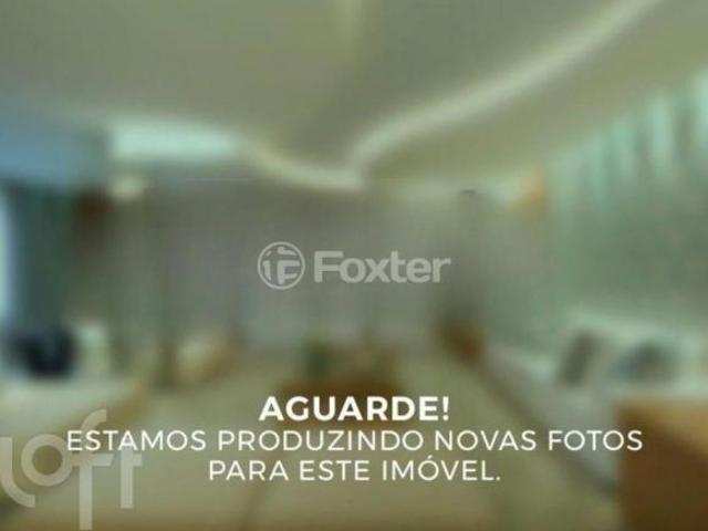 Apartamento, 2 dormitórios, 76.72 m², em Vila Ipiranga