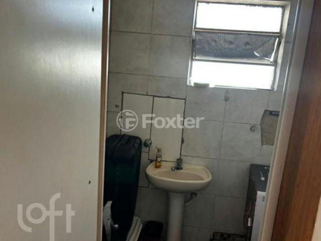 Apartamento, 2 dormitórios, 76.7 m², em Centro
