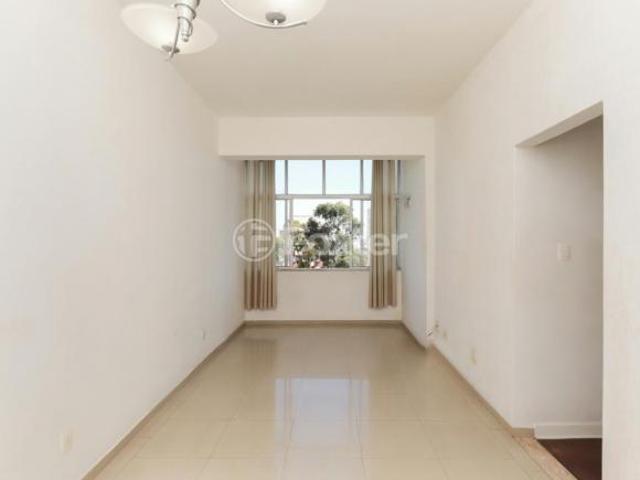Apartamento, 2 dormitórios, 77 m², em Cerqueira César