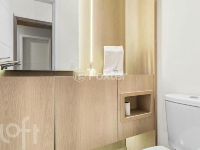 Apartamento, 2 dormitórios, 77 m², em Floresta