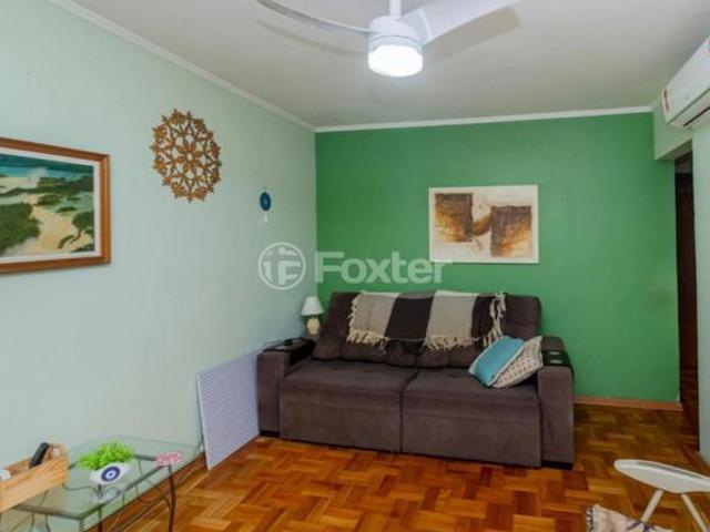 Apartamento, 2 dormitórios, 77 m², em São João