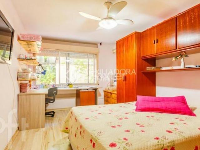 Apartamento, 2 dormitórios, 77 m², em Praia de Belas