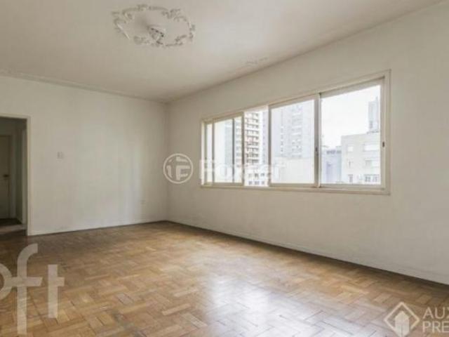 Apartamento, 2 dormitórios, 77.04 m², em Centro Histórico