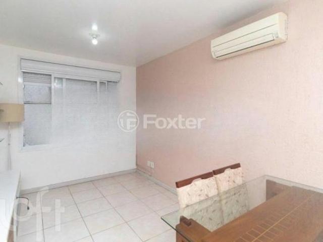 Apartamento, 2 dormitórios, 78 m², em Menino Deus