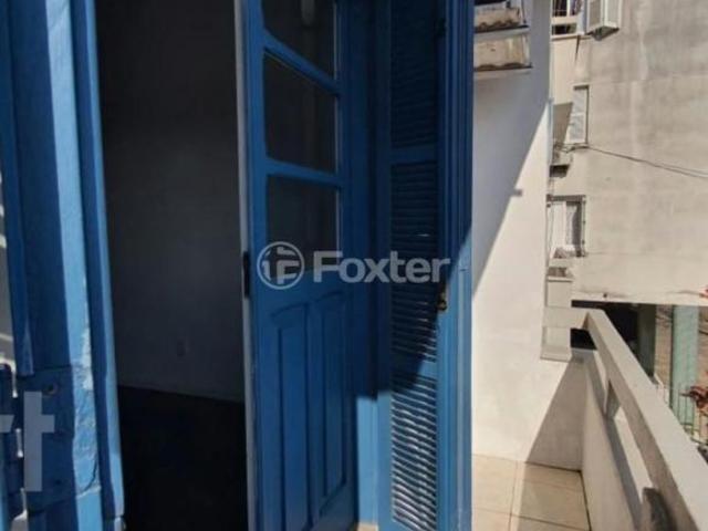 Apartamento, 2 dormitórios, 78 m², em São João