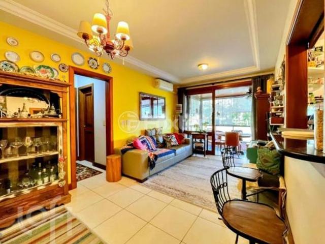 Apartamento, 2 dormitórios, 78.25 m², em Tristeza