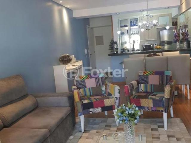 Apartamento, 2 dormitórios, 78.48 m², em Centro