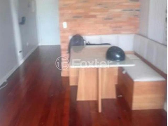 Apartamento, 2 dormitórios, 79 m², em Petrópolis