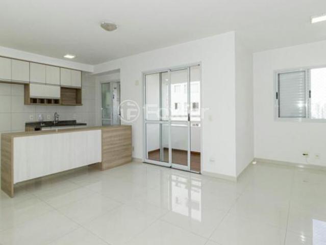 Apartamento, 2 dormitórios, 70 m², em Água Branca