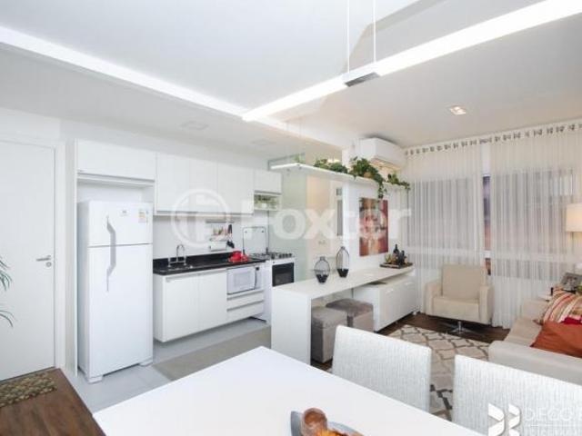 Apartamento, 2 dormitórios, 70 m², em Alto Petrópolis