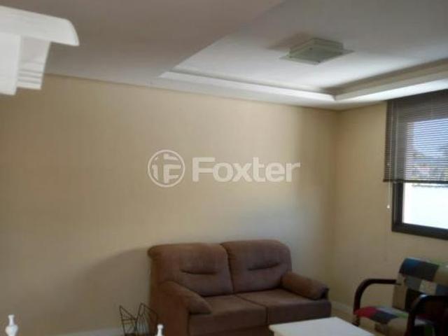 Apartamento, 2 dormitórios, 70 m², em Menino Deus