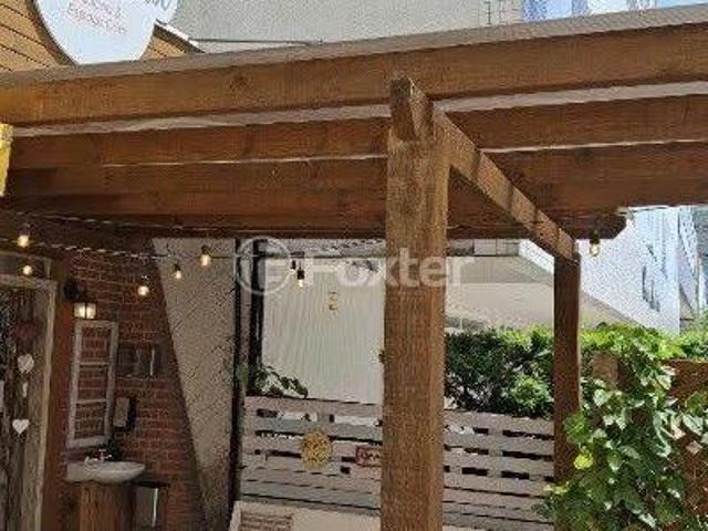 Apartamento, 2 dormitórios, 70 m², em Navegantes