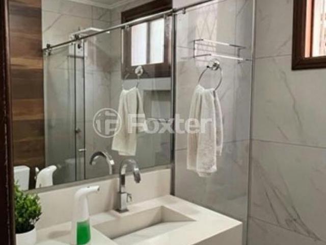 Apartamento, 2 dormitórios, 70 m², em São João