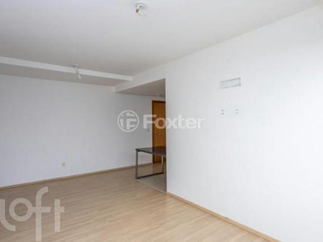 Apartamento, 2 dormitórios, 70 m², em São João