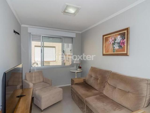 Apartamento, 2 dormitórios, 70 m², em Santana
