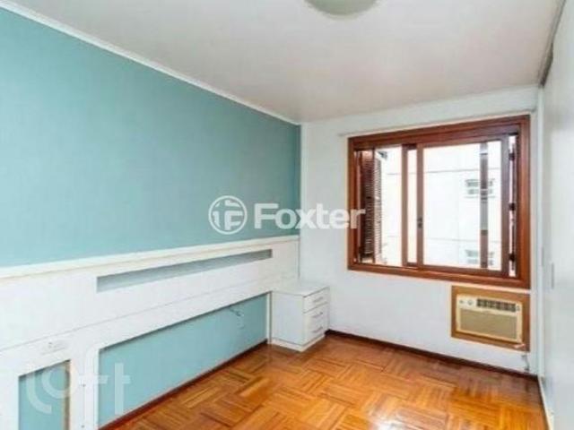 Apartamento, 2 dormitórios, 70 m², em Petrópolis