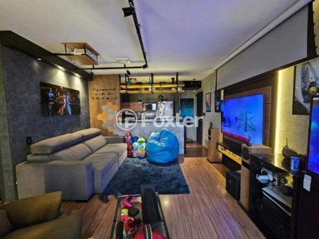 Apartamento, 2 dormitórios, 70 m², em Vila Polopoli