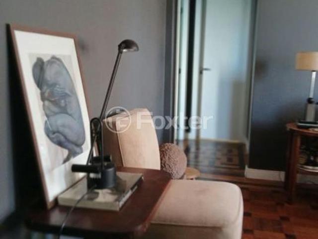 Apartamento, 2 dormitórios, 70.04 m², em Floresta