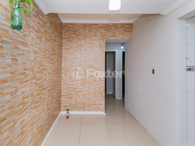 Apartamento, 2 dormitórios, 70.23 m², em Petrópolis