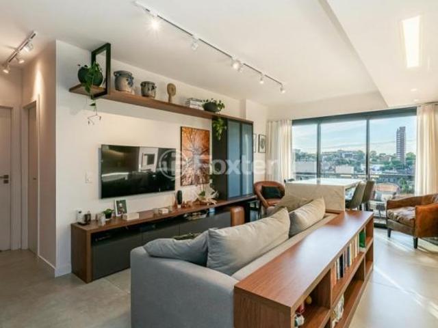 Apartamento, 2 dormitórios, 70.42 m², em Boa Vista