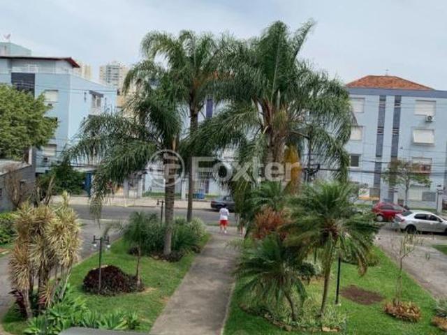 Apartamento, 2 dormitórios, 70.51 m², em Passo da Areia