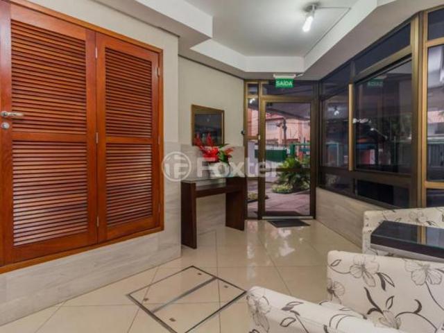 Apartamento, 2 dormitórios, 70.69 m², em Partenon