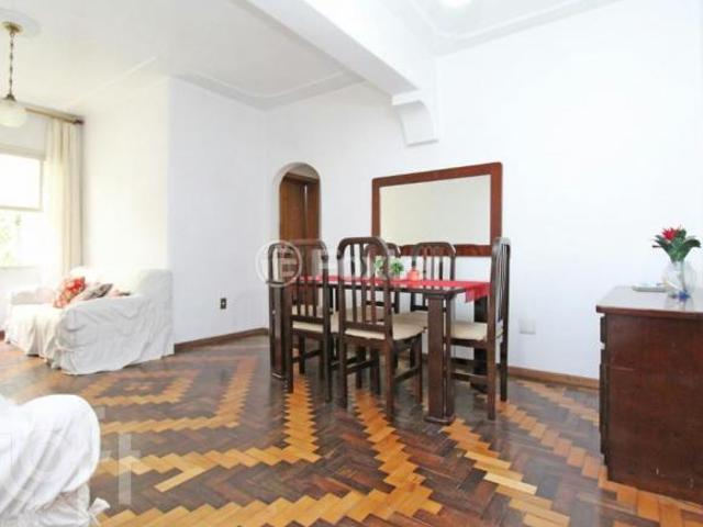 Apartamento, 2 dormitórios, 70.81 m², em Praia de Belas