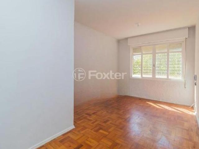 Apartamento, 2 dormitórios, 70.91 m², em Auxiliadora