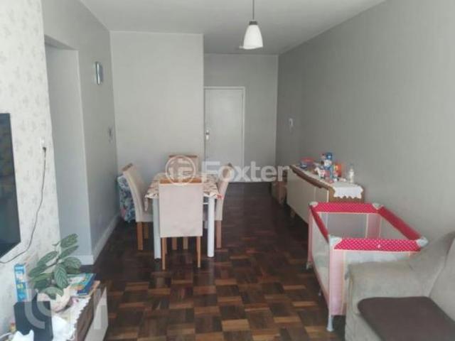 Apartamento, 2 dormitórios, 70.91 m², em Petrópolis