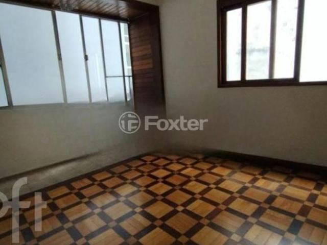 Apartamento, 2 dormitórios, 71 m², em Centro Histórico