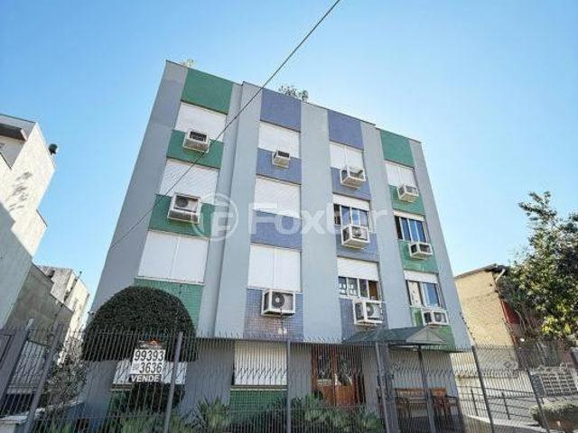 Apartamento, 2 dormitórios, 71 m², em Santana