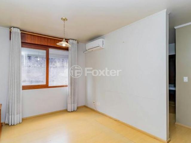 Apartamento, 2 dormitórios, 71.14 m², em Petrópolis