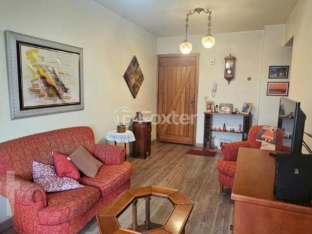 Apartamento, 2 dormitórios, 71.15 m², em Petrópolis