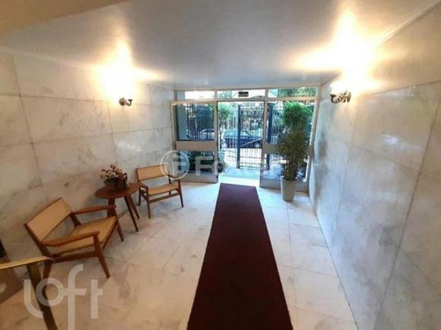 Apartamento, 2 dormitórios, 71.66 m², em Centro Histórico