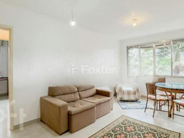 Apartamento, 2 dormitórios, 71.63 m², em Mont Serrat