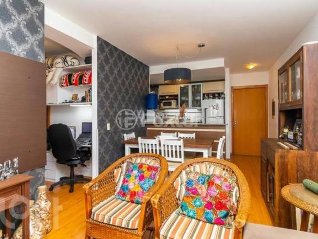 Apartamento, 2 dormitórios, 71.77 m², em Passo da Areia
