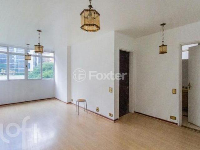 Apartamento, 2 dormitórios, 72 m², em Cerqueira César
