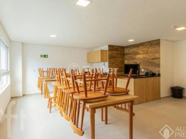 Apartamento, 2 dormitórios, 72 m², em Cristo Redentor