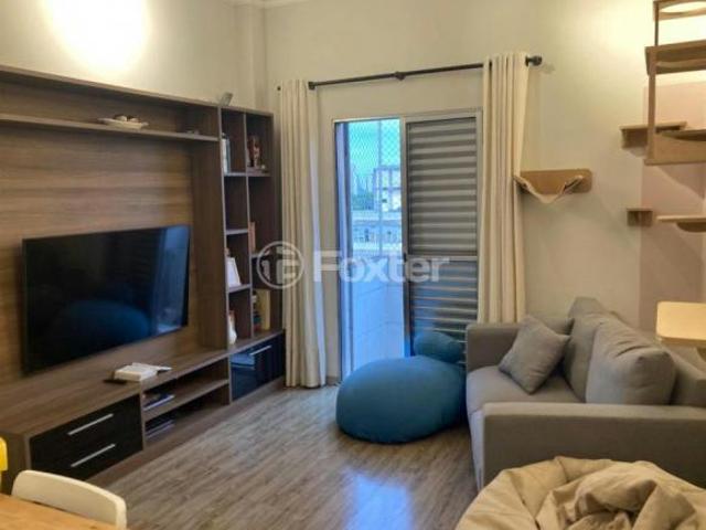 Apartamento, 2 dormitórios, 72 m², em Bom Retiro