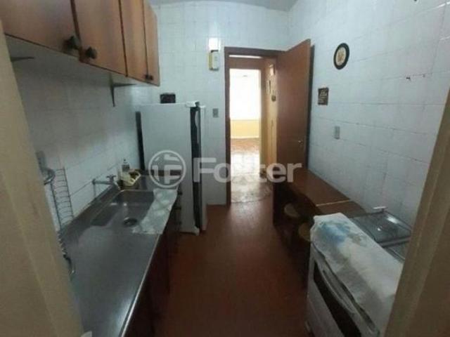 Apartamento, 2 dormitórios, 72 m², em Floresta