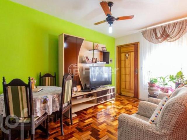 Apartamento, 2 dormitórios, 72 m², em Humaitá